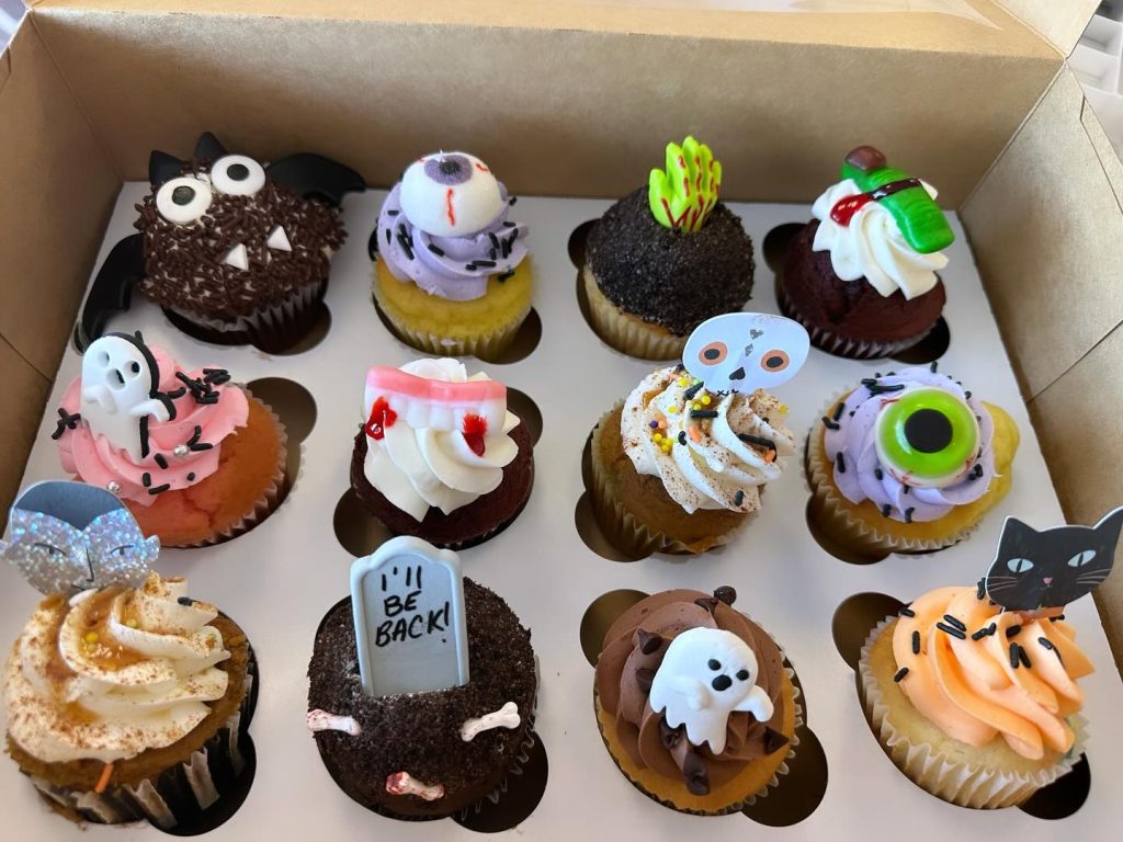 Custom Cupcakes – Sugar Mama’s Sweets and Treats