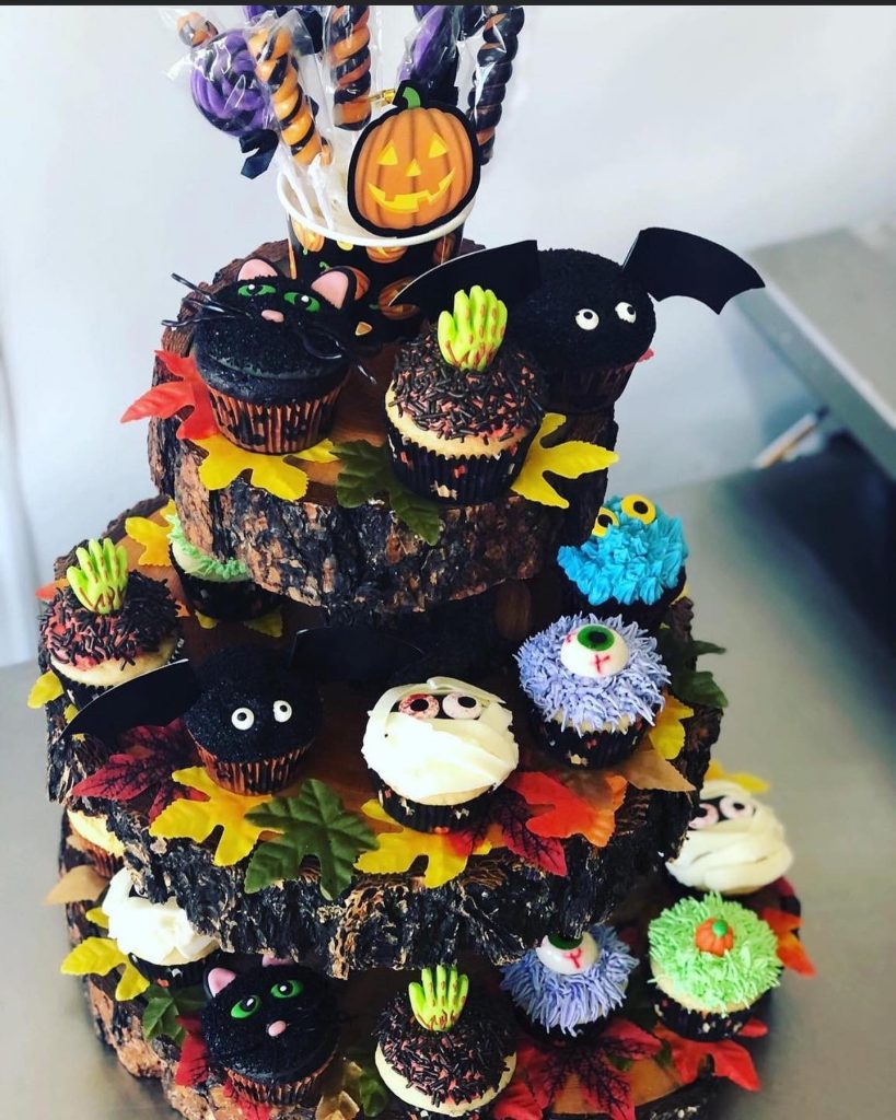 Custom Cupcakes – Sugar Mama’s Sweets and Treats